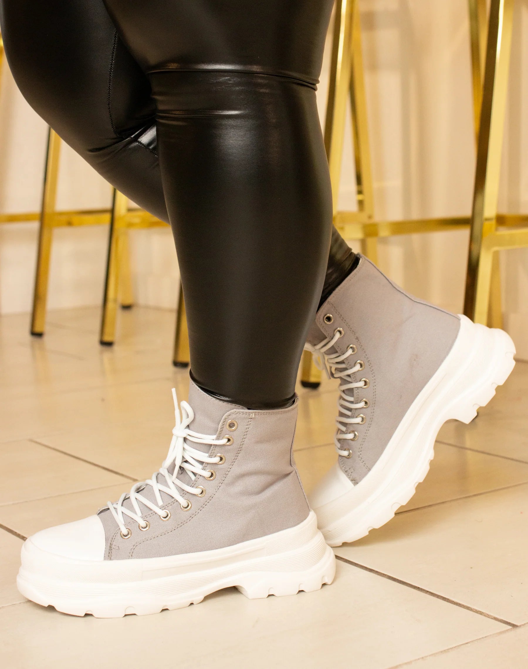 Alexander Boots- GREY – flyfatchick